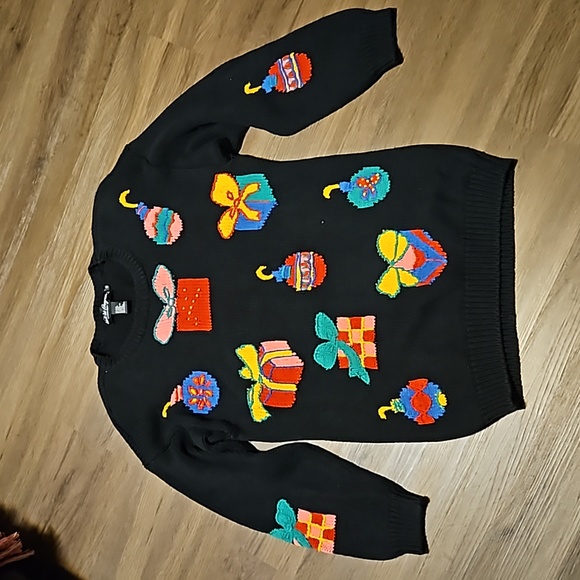 Work In Progress | Sweaters | Vintage Christmas Sweater X | Poshmark